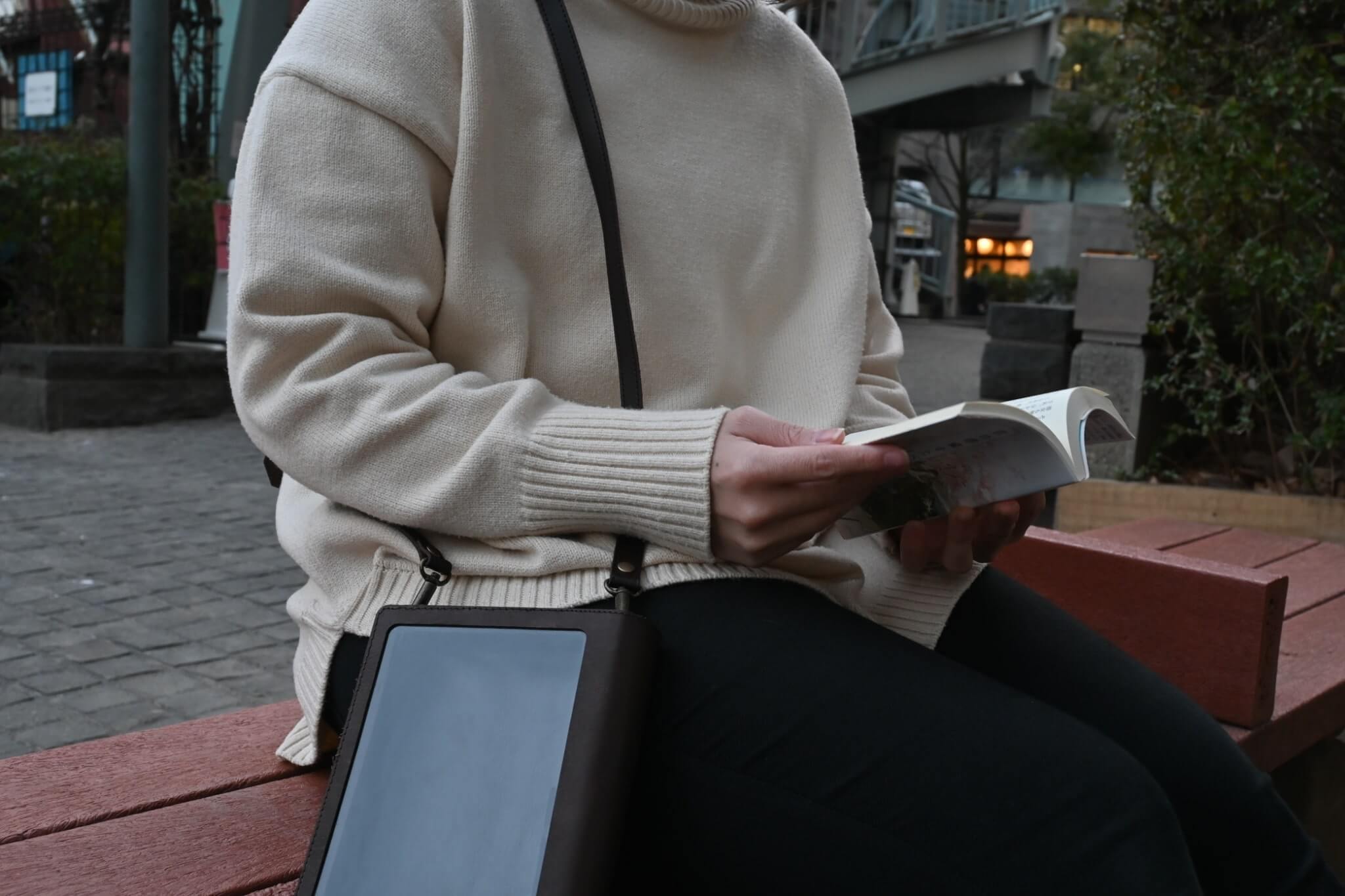 「Shoulder Book」石原優｜桑沢2023｜桑沢卒展アーカイブ